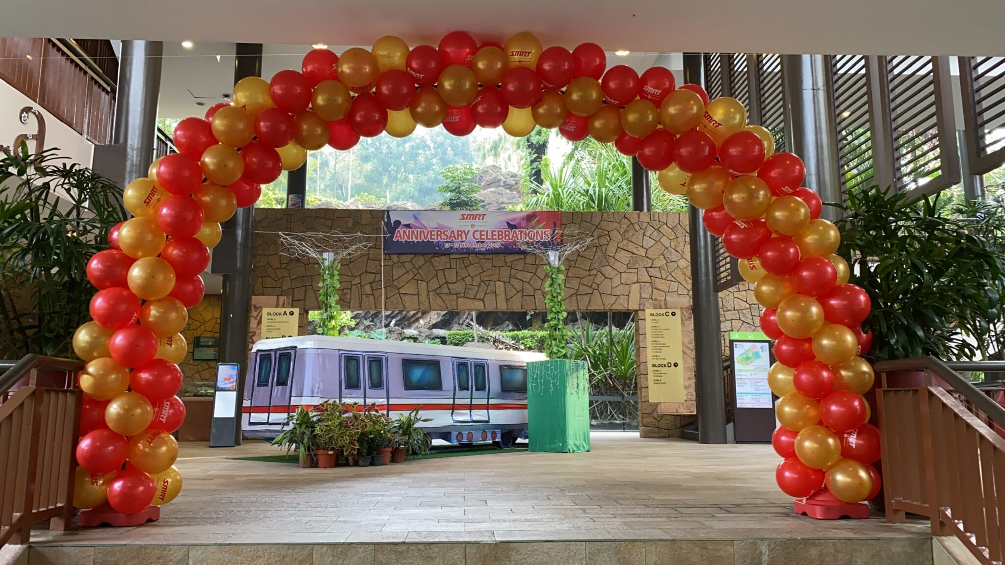 Standard Balloon Arch - Singapore’s #1 Event Rentals for Parties ...